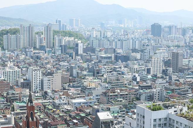 DSR 강화에 수도권 주담대 한도 ‘뚝’…연봉 1억도 최대 3300만원 감소