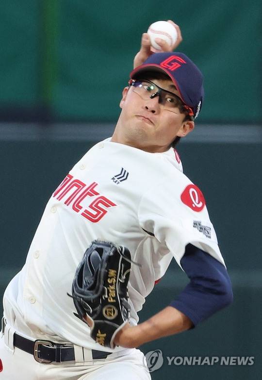 토종 에이스 박세웅 다승 1위 도전 Vs 대전 예수 와이스 부활 필요 롯데 한화 2·3위 쟁탈전 누가 웃을까