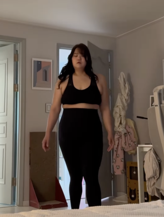 '148kg' 미나 시누이, 66kg 뺀 비포 애프터..당당한 브라탑+레깅스 패션