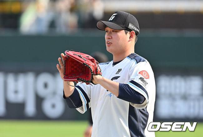 148km 던져도 볼볼볼볼볼볼, ABS 시대의 낙오자일까…자멸하는 '포수→투수' 트랜스포머 신화