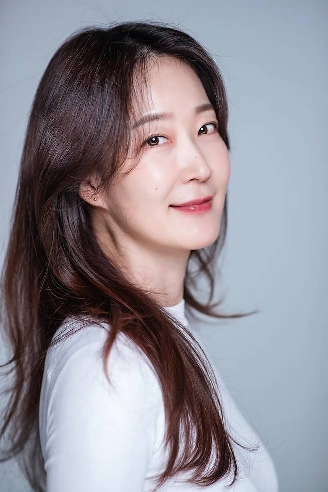 데뷔 한지 "20년 동안 남편이 있는 걸 숨겼다가 결국에 공개 해버린" 여배우 | 나도 알고 너도 알고