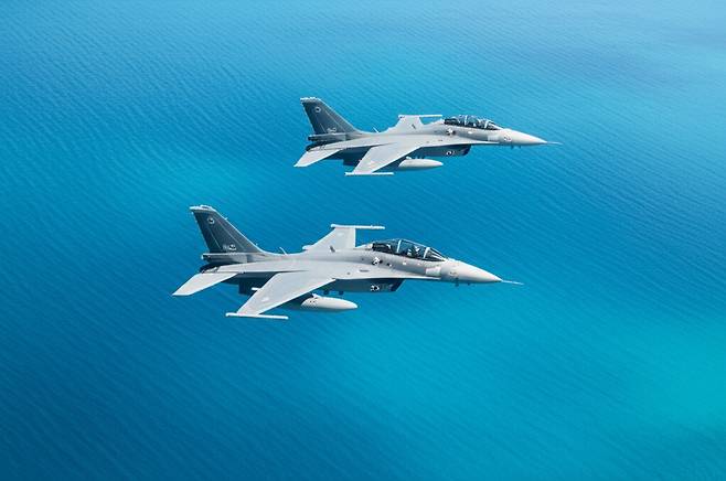 ‘한국산 전투기’ FA-50 써보니 너무 좋아서…필리핀, FA-50 ‘1조 규모’ 12대 | 밀리터리 랩실