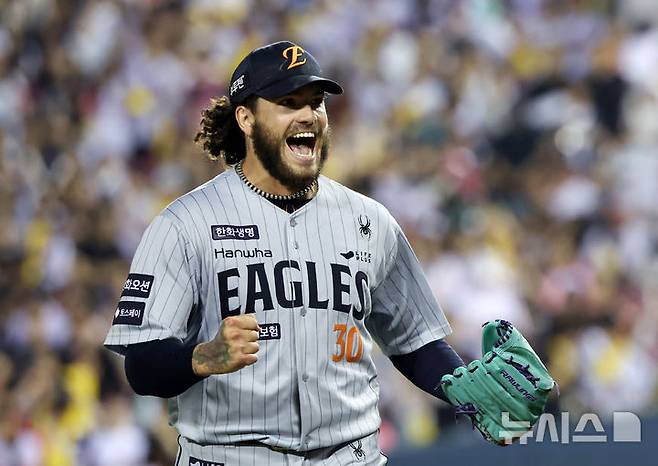 한 경기 18k 한화 에이스 폰세 5월 Kbo 씬 스틸러상 수상
