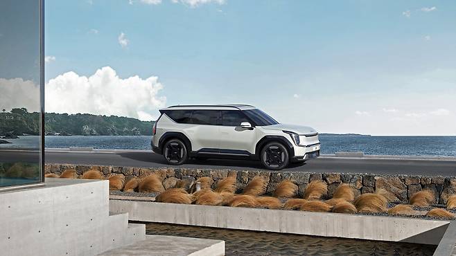 “3열까지 차박 가능”… 기아 EV9, 전기 SUV 시장 ‘게임 체인저’ | EV-Hotissue
