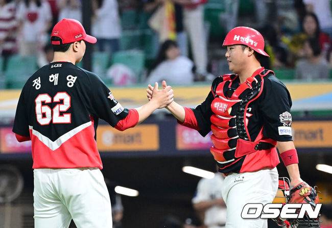 김석환 대타 역전 투런→정해영 세이브→파죽의 6연승…우승 감독 “팬들의 응원 덕분에 이번 주 무패로 마무리 지었다”