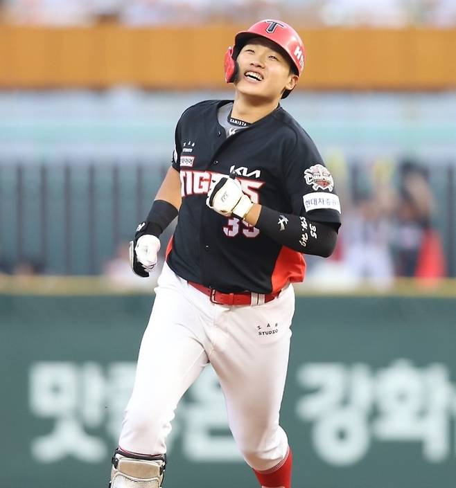 김석환 역전 투런포 쾅! KIA, SSG 5-4로 꺾고 6연승+주간 무패 행진 달성