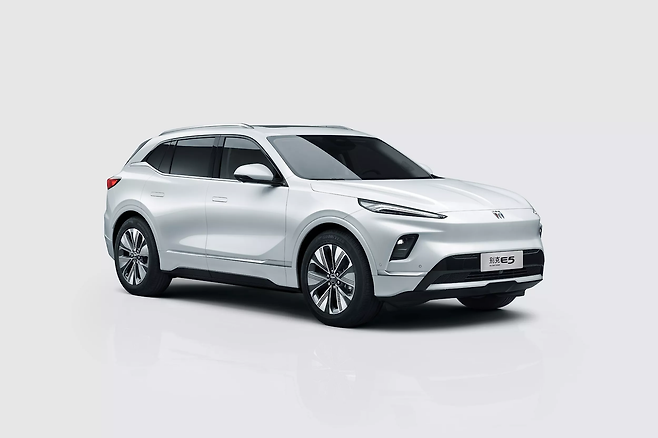 “EV6 긴장해라”… 뷰익 E5, 620km 주행 괴물 | EV-Hotissue