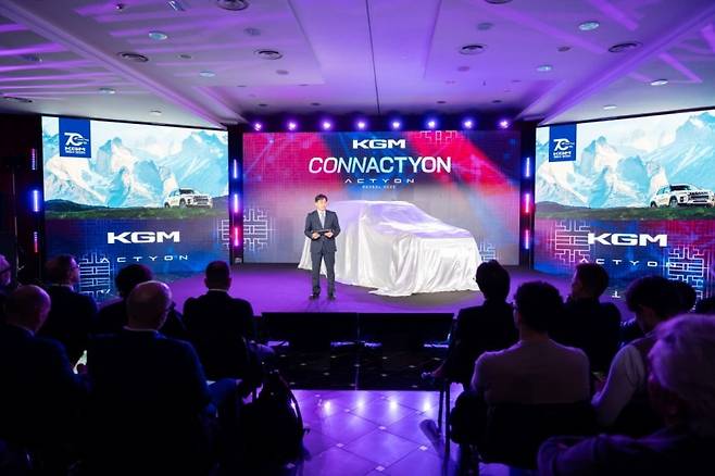 “기아도 긴장할 판”… KGM, 2030년까지 SUV·하이브리드 총공세 선언 | EV-Hotissue