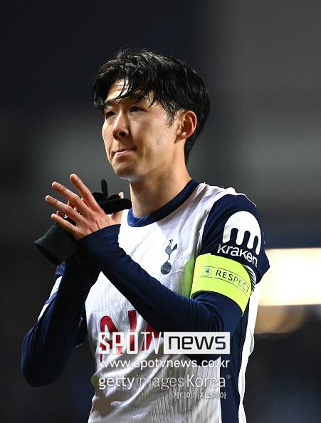 韓 축구 역대급 사건토트넘 ‘오피셜 공식발표 손흥민 새 유니폼 입고 세리머니” → 끝까지 홍보하고 1100억 원에 사우디
