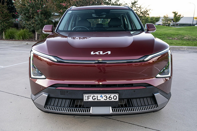 기아 EV5, 8월 국내 출시... '500km 주행' NCM 배터리 탑재한 전기 SUV | 유카포스트