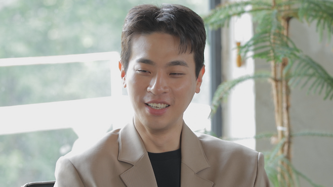 [컬처인사이드] 출판도 '제대로' 박정민, 이젠 베스트셀러 출판사 대표