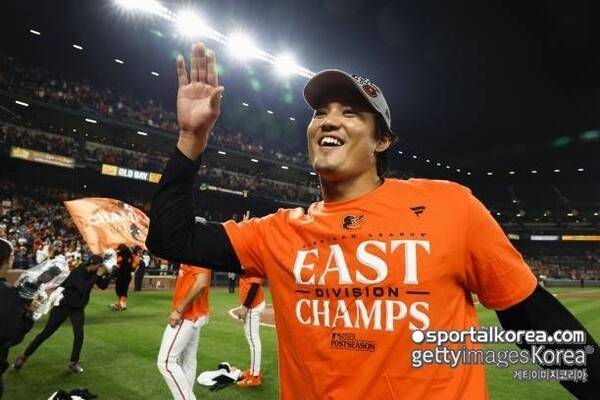 "컨트롤 전혀 없다" 혹평→ML 재진입 실패 '한때 오타니 라이벌' 日 165km 파이어볼러, NPB 복귀...요코하마 行