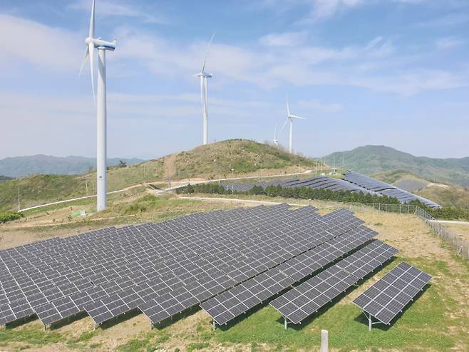 RE100 산단 조성 첫발, 정부 1차 TF 회의 개최…연내 특별법 제정 목표