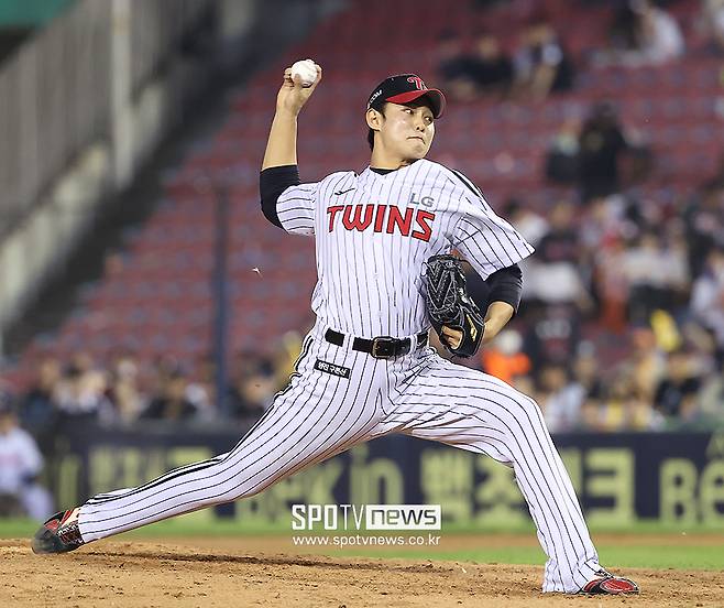 KBO 초특급 에이스보다 구속이 빨랐다…춤추고 157km 던진 LG 괴물루키, 벌써부터 후반기 행보 주목