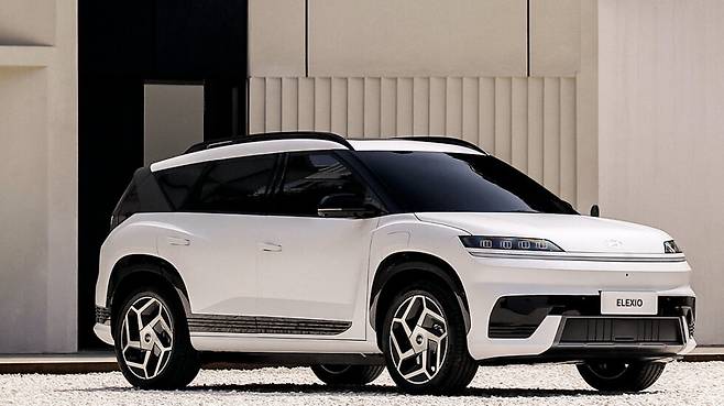 “현대가 테슬라 모델 Y 제치고 우승” BYD 배터리로 722km 주행거리 자랑한 신차 | 카텍