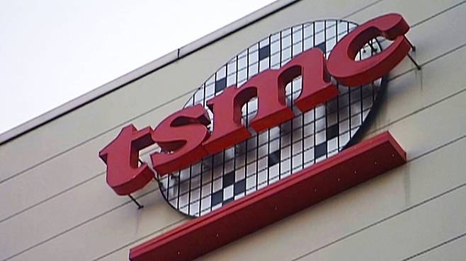 TSMC 어디까지 달리나? 순이익 61%↑