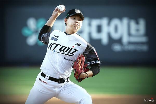 '154km+KKK' 대박! 쿠에바스 후계자 구위 심상치 않네…선발 정착 성공하면 KT 가을야구 보인다!