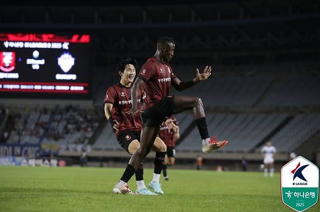 K리그2 선두 인천, 경남에 2-0 승리…부천은 충남아산 제압(종합)