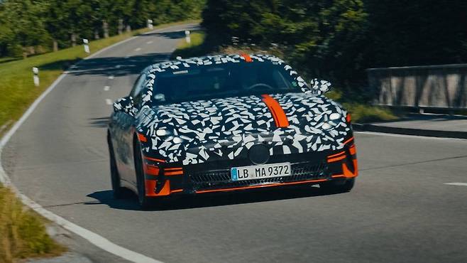 “조용한 벤츠는 가라…GT EV에 울리는 V8 사운드” | EV-Hotissue