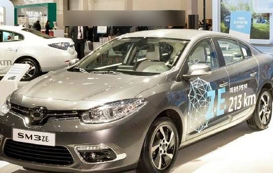 아반떼 독주 흔들까? 르노 SM3 풀체인지, 반격 시작! | 두맨카