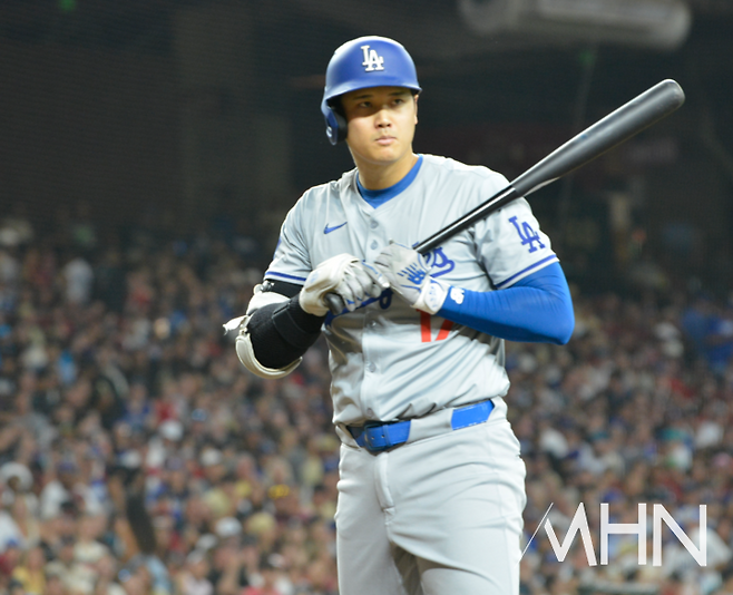 'ML 홈런 단독 선두' 오타니, 5경기 연속포… 다저스 끝내기 승