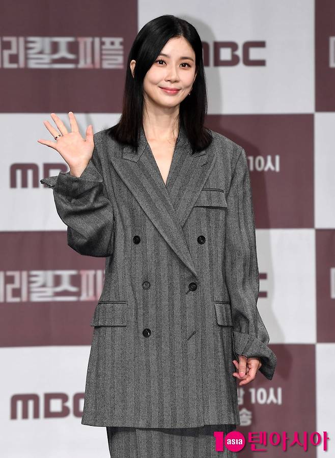 이보영, 13년만에 MBC 드라마...변함없는 미모 [TEN포토+]