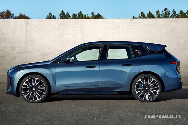 BMW 신형 iX 출시, 509km 주행..가격 1억2480만원 | 탑라이더