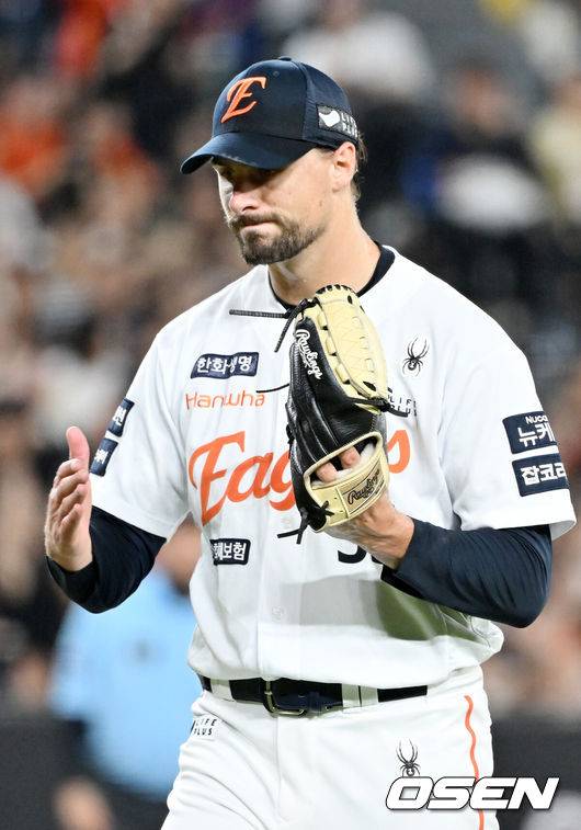 161km→157km→156km…한화 괴물들에 천재 타자도 감탄 "야구하면서 만난 1·2·3선발 중 최고였다"