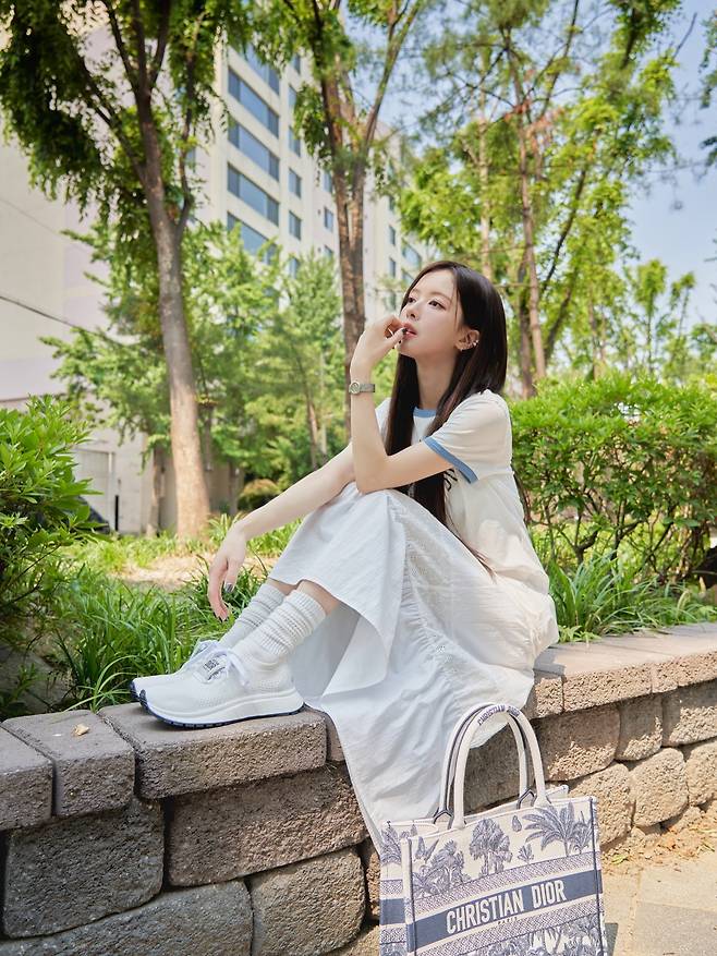 "165에 39kg"이라고 밝혔던 걸 가장 후회한다는 여배우의 여름 패션 | 패션연구소