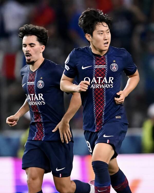 이강인 데려가려면 975억? 주전 원하는 이강인 이적하고 싶어도 PSG 결단 필요? [스춘 해축]