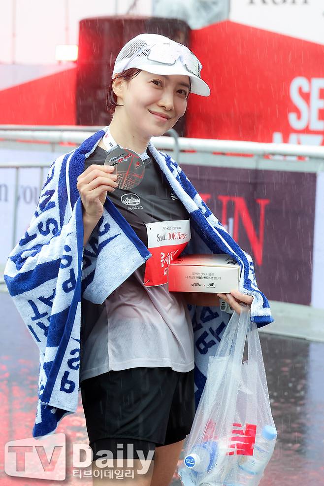 [TD포토] 윤세아 '10km 완주 인증'