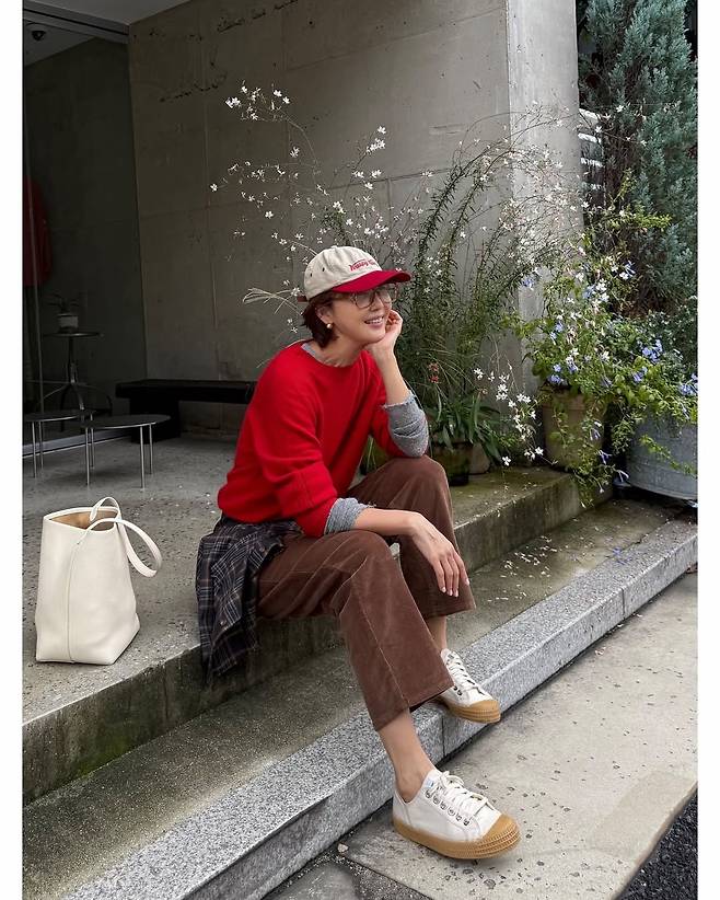 동치미 13년 하차하더니…52세 최은경, 20대 뺨치는 패션 센스 | FashionNavi