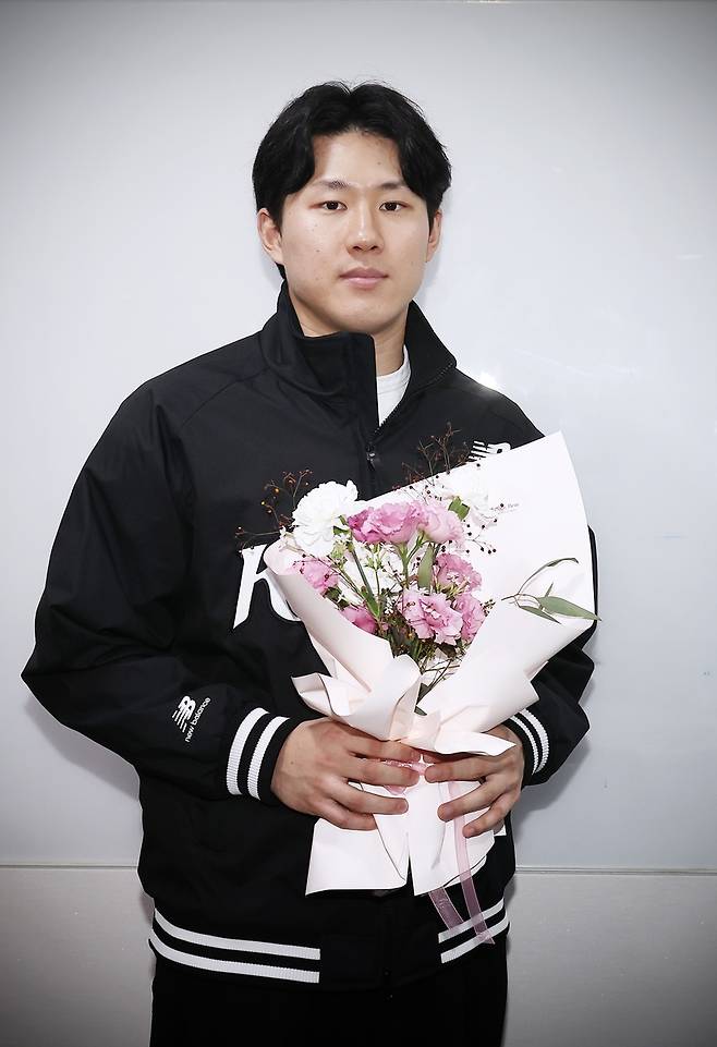 FA 시장 '큰손' kt, FA 외야수 최원준과 4년 48억원 계약