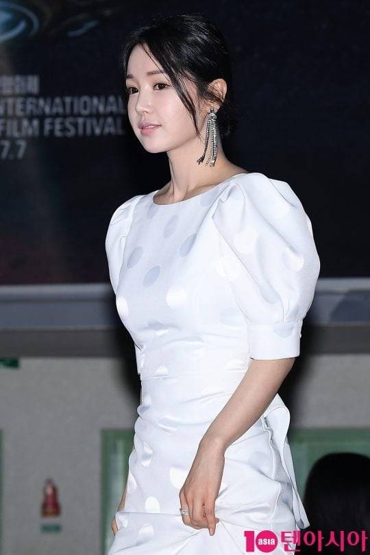 '41세' 남규리, 광주 결혼식장서 포착…"너무 놀라 현실인지 아닌지 헷갈릴 정도" ('귤멍')[종합]