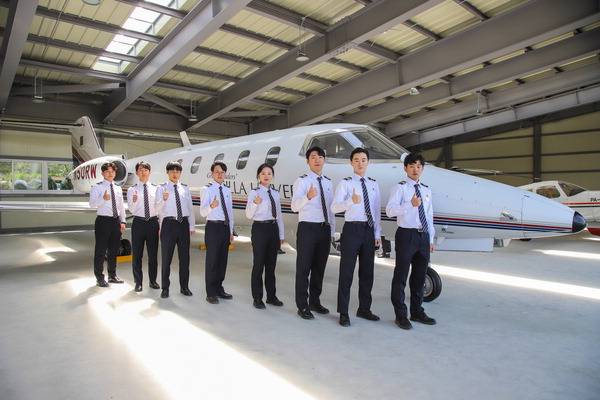 신라대 항공운항과 졸업생, 지역항공사 파일럿 됐다