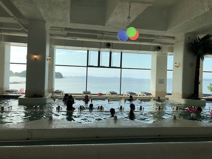 여름휴가 무창포 비체팰리스 스파 산토리노