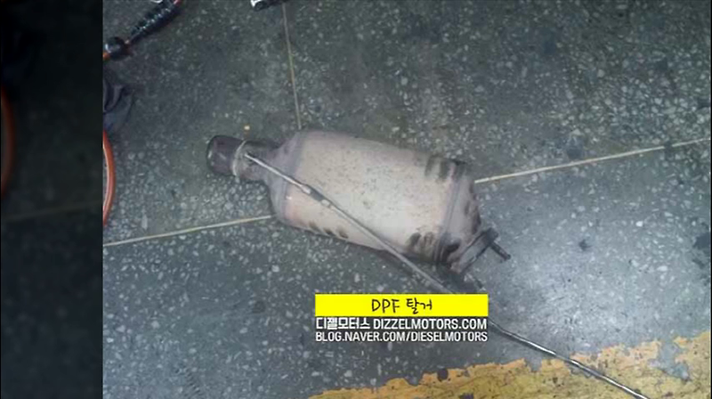 크라이슬러300C디젤/엔진체크등점등-DPF탈거크리닝
