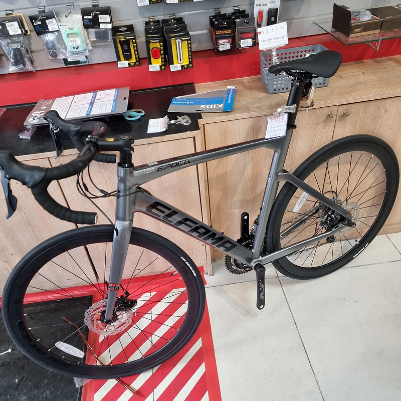 입문 로드자전거 마련한 날 (2024 엘파마 에포카 E2000D)