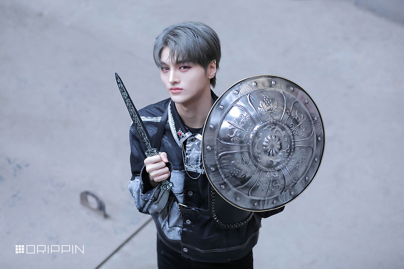 [Villain] Jacket Behind
