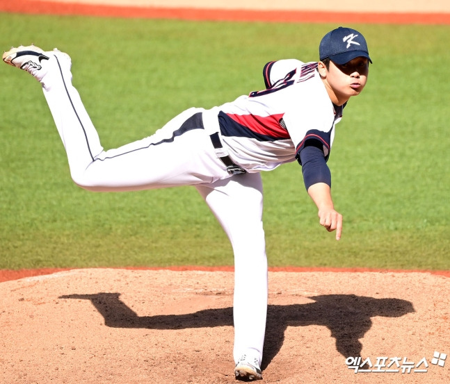 ⚾APBC 출전 최종 명단 발표 - LG, KT 소속 선수 전원 교체, 새로운 바람이 불어온다! 🌬️