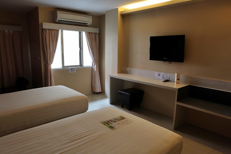 프롬 랏차다 호텔 PROM RATCHADA HOTEL