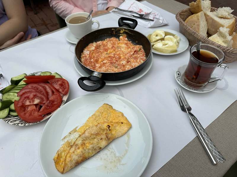[Lake Van Breakfast Room] 튀르키예 이스탄불 아야소피아 근처 아침 전문 레스토랑