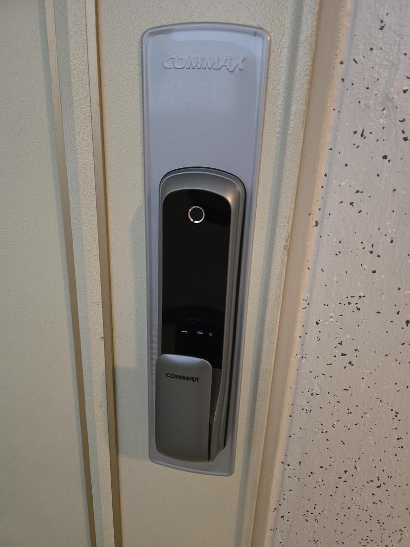 코맥스 CDL-615P(무타공) 지문인식 도어락(푸시풀) DIY 설치