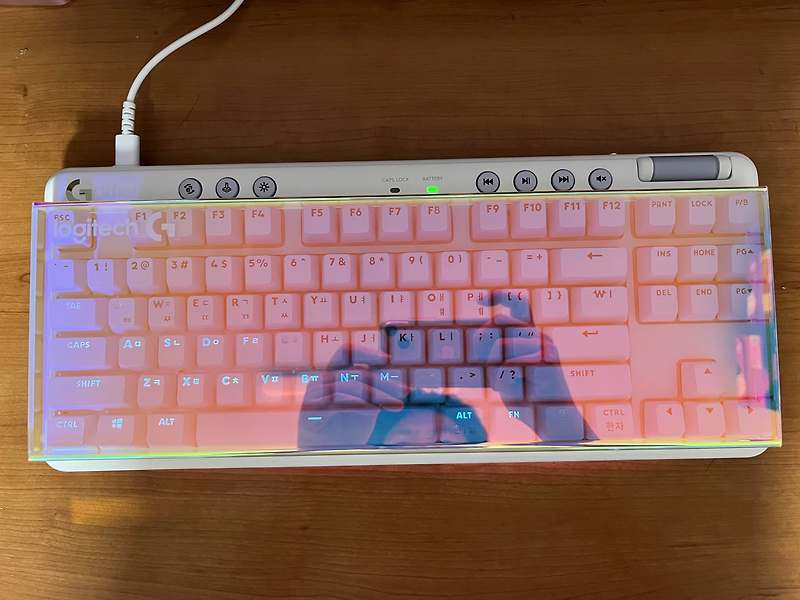 로지텍G G715