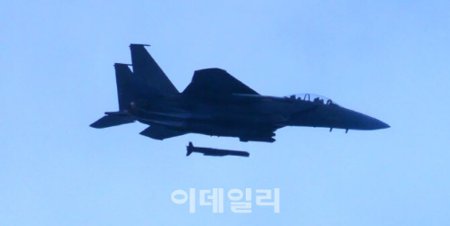 합동참모본부는 북한이 동해상 NLL 이남 발사, 대응해 이북 공해상으로 공대지 미사일 사격 실시했다.