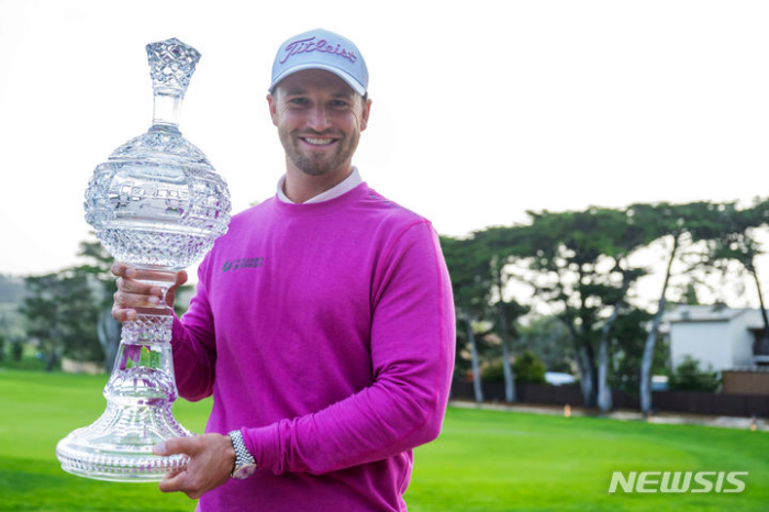 [골 프] '24년 PGA AT&T 페블 비치 프로암 윈덤 클라크 우승