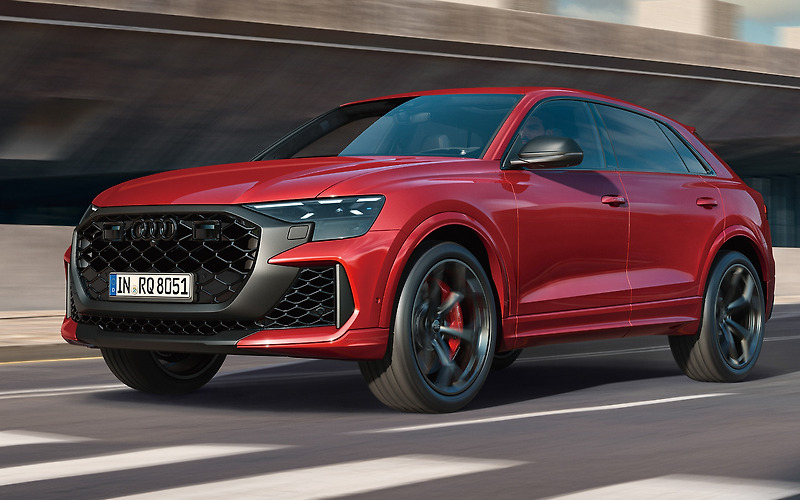 아우디 초고성능 SUV RS Q8 퍼포먼스 출시