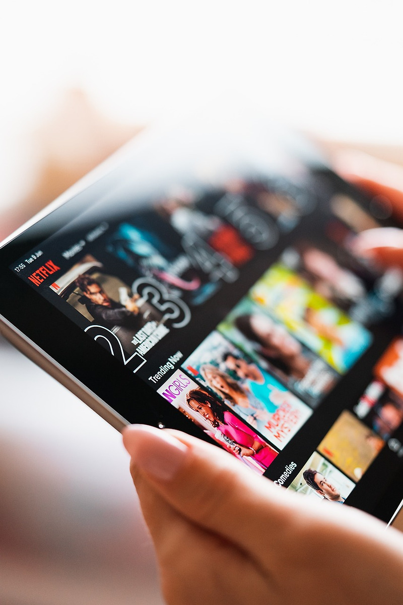 넷플릭스 영화 순위 TOP5, 주말에 뭐 볼지 고민이라면?