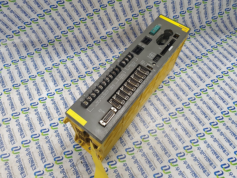 FANUC POWER MATE MODEL E / A02B-0168-B013