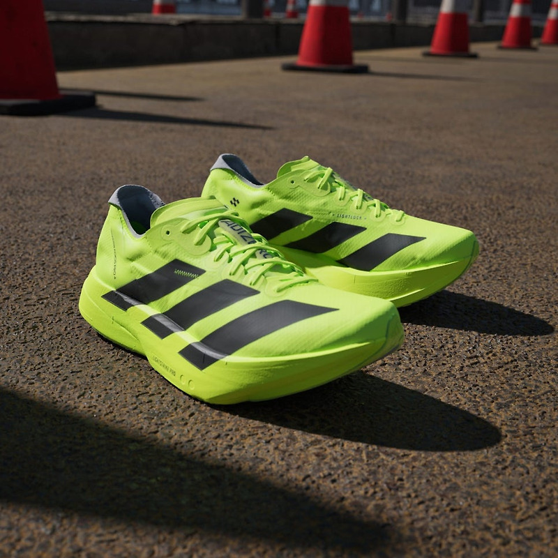 볼트/블랙 컬러가 미쳤네! 루시드 레몬이라고!? 아디제로 아디오스 프로 4 / Adizero Adios Pro 4 :: 훈이이